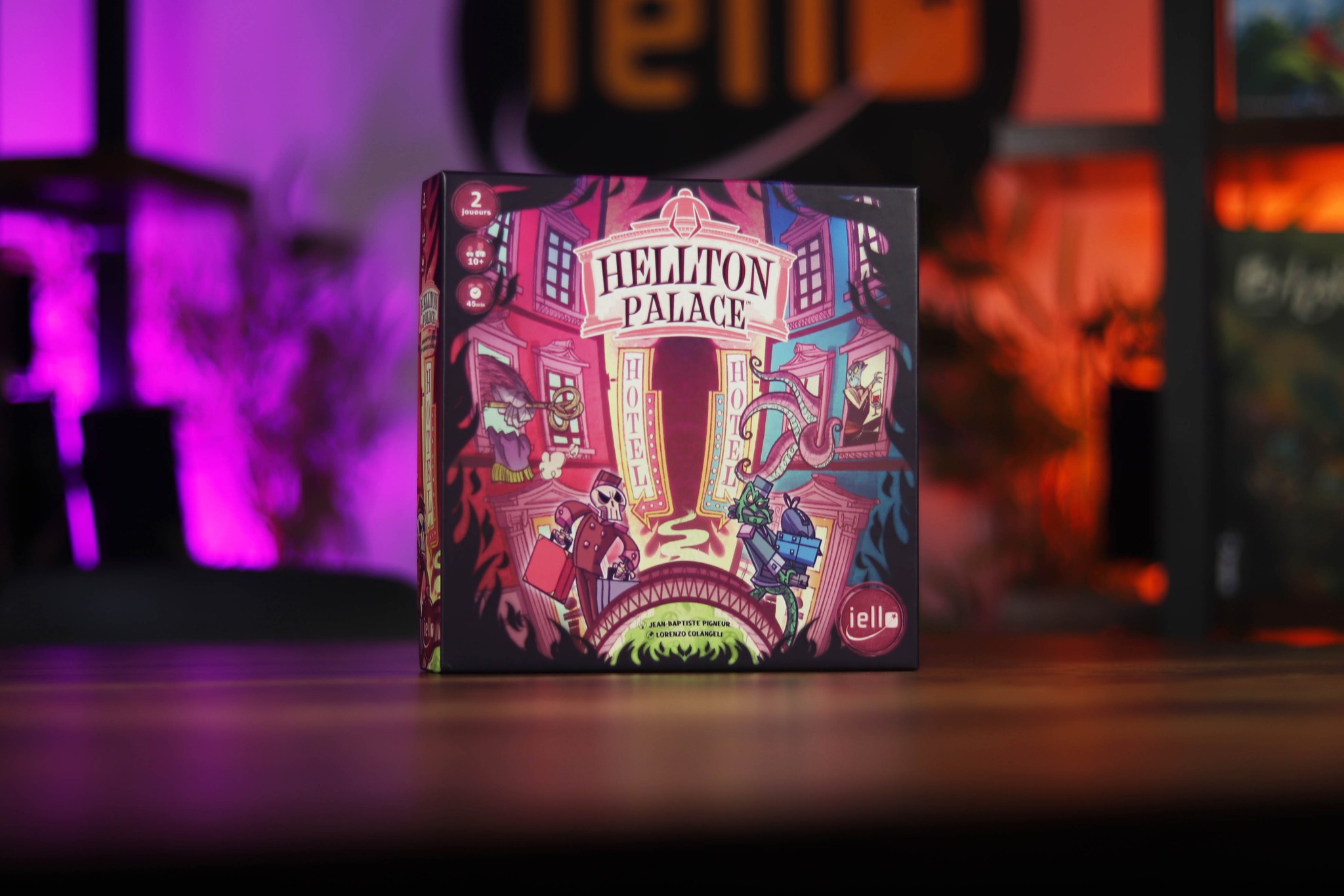 Hellton Palace, le groom service infernal • Conso-Mag